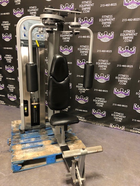 Buy Nautilus Nitro Plus Pec Fly & Rear Delt Combo Machine Online ...