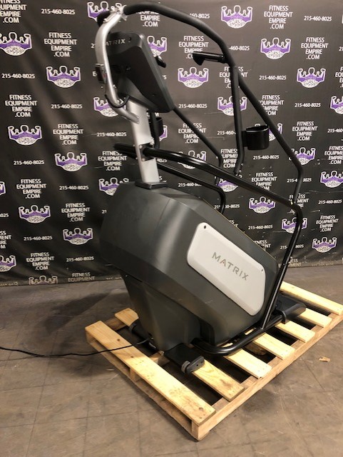 Buy Matrix C5X ClimbMill Stepmill Online | Fitness Equipment Empire