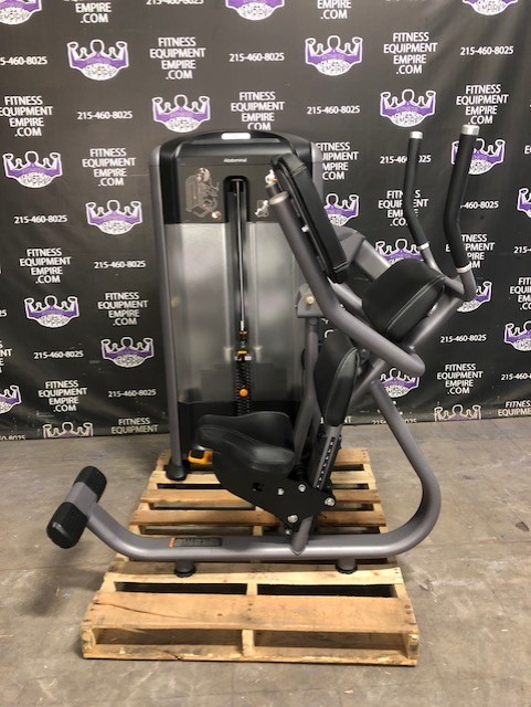 Buy Precor Discovery Abdominal Crunch - Demo - Immaculate - Current ...