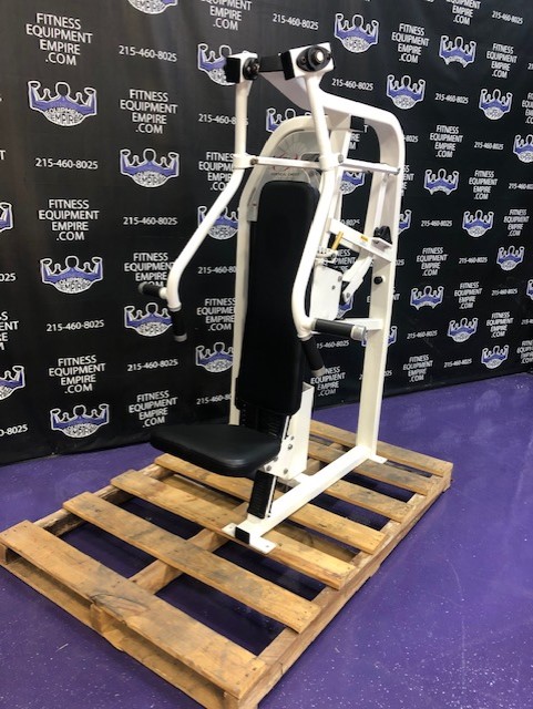 Buy Nautilus Nitro Vertical Chest Press Online | Fitness Equipment Empire