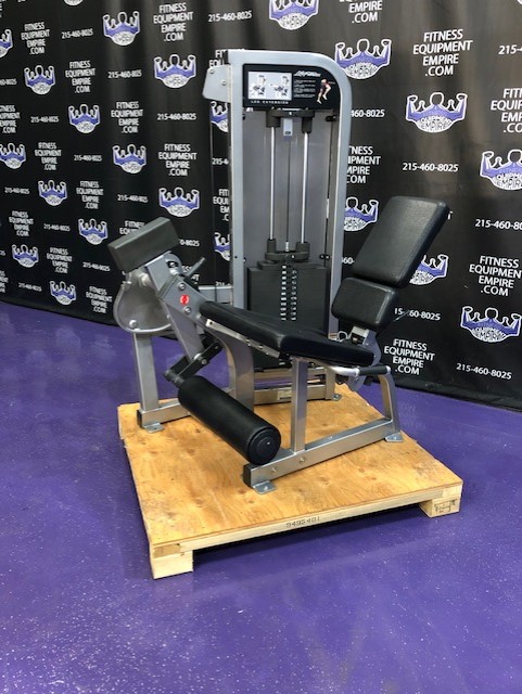 Buy Life Fitness Pro 2 SE Leg Extension w/300 lb. Stack Online ...