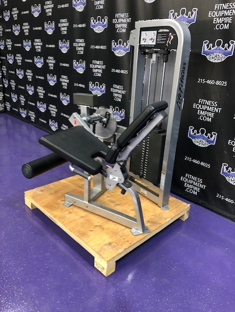 Buy Life Fitness Pro 2 SE Leg Extension w/300 lb. Stack Online ...
