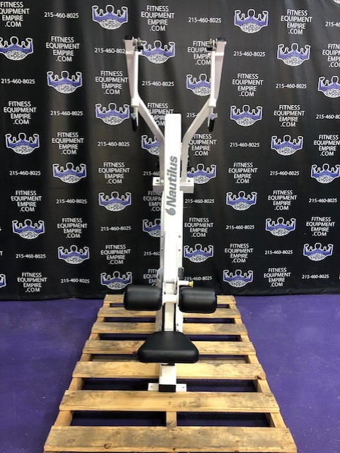 Buy Nautilus Nitro Lat Pulldown w/Swivel Handles Online | Fitness ...