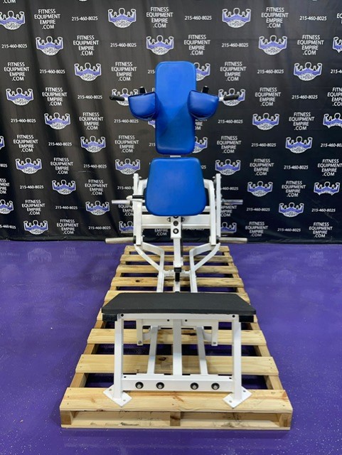 Buy Hammer Strength Plate Loaded V Squat Online | Fitness Equipment Empire