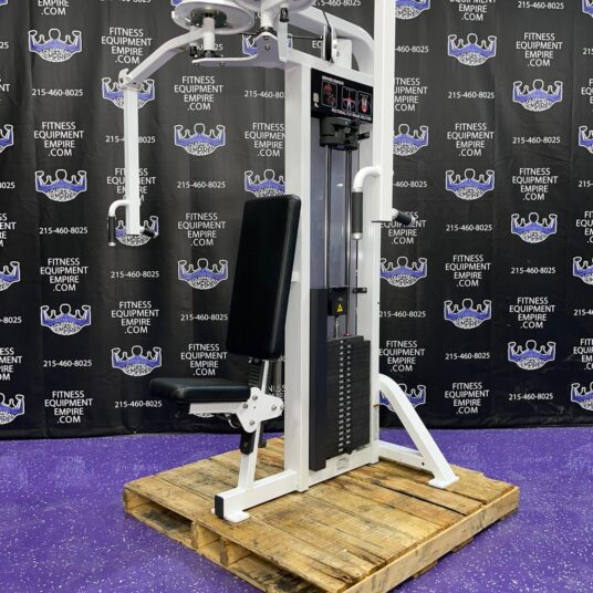 Buy Magnum Plate Loaded Biangular Diverging Lat Pulldown Online | Fitness Equipment Empire