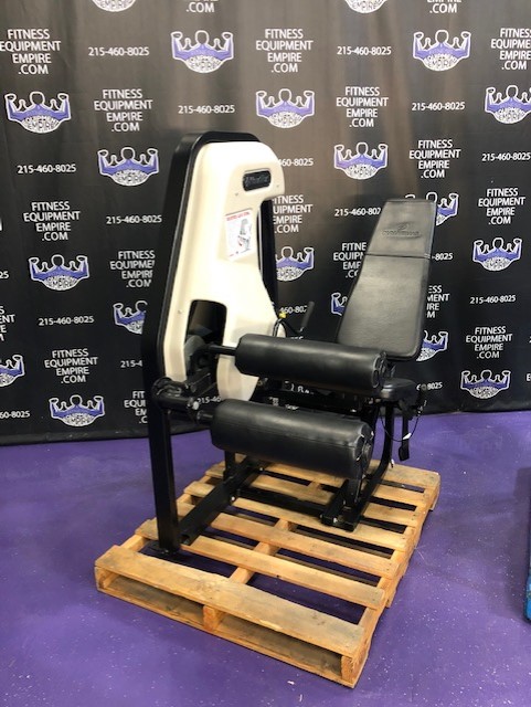 Buy Nautilus 2ST Leg Extension & Seated Leg Curl Matching Pair w/330 lb ...