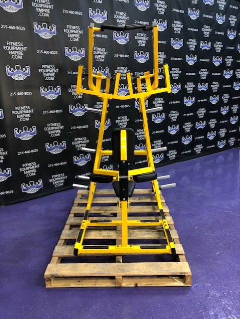 Buy Hammer Strength ISO Lateral Plate Loaded Front Pulldown Online ...