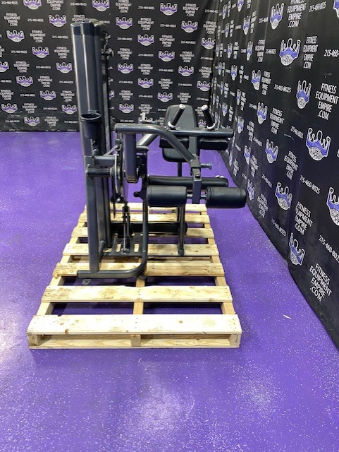 Buy Cybex VR1 Leg Extension & Leg Curl 2 in 1 Combo Machine - Space ...