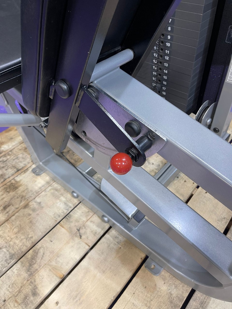 Buy Life Fitness Leg Extension & Prone Lying Leg Curl Combo Machine ...