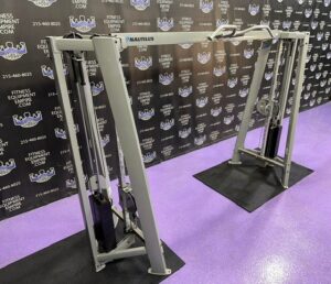 Buy Nautilus Dual Pulley Adjustable Cable Crossover w / Pull-up Bar ...