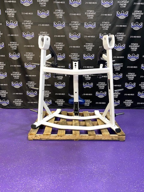 Buy Precor Discovery Plate Loaded Incline Chest Press - Available w/Blk ...