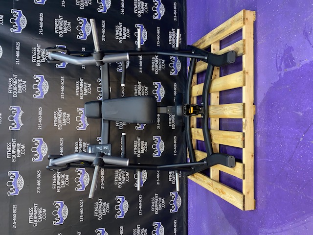 Buy Precor Discovery Plate Loaded Incline Chest Press Online | Fitness ...