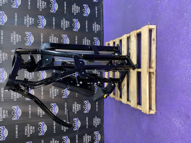 Buy Cybex Eagle NX Bilateral Chest Press w / 300 Lb Stack - DEMO Online ...