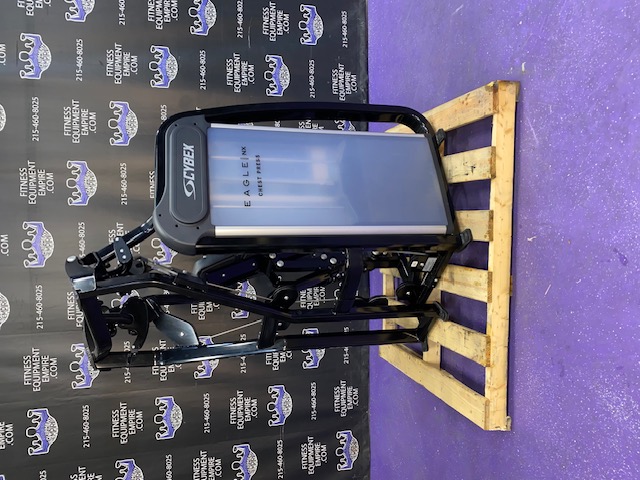 Buy Cybex Eagle NX Bilateral Chest Press w / 300 Lb Stack - DEMO Online ...