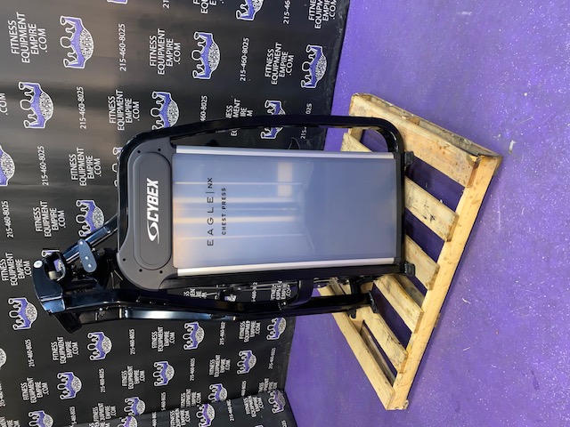 Buy Cybex Eagle NX Bilateral Chest Press w / 300 Lb Stack - DEMO Online ...