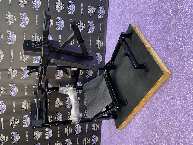 Buy Arsenal Pendulum Squat - BRAND NEW - Avoid 60 Week Lead Time Online ...