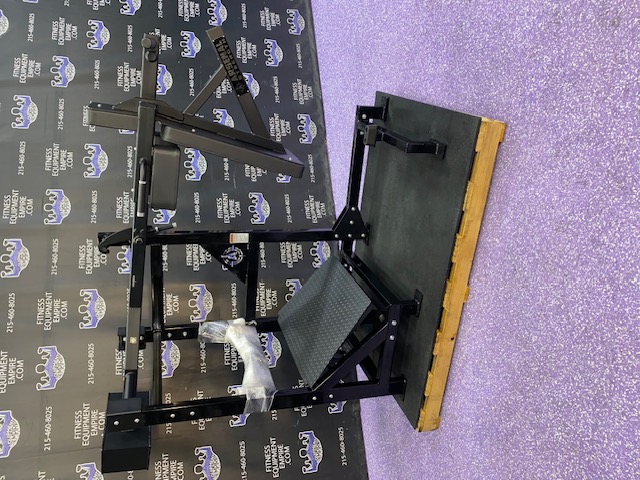 Buy Arsenal Pendulum Squat - BRAND NEW - Avoid 60 Week Lead Time Online ...