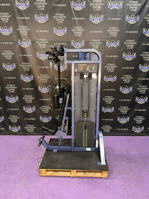 Buy Hammer Strength Select Adjustable Pec Fly w/300 lb. Stack Online ...